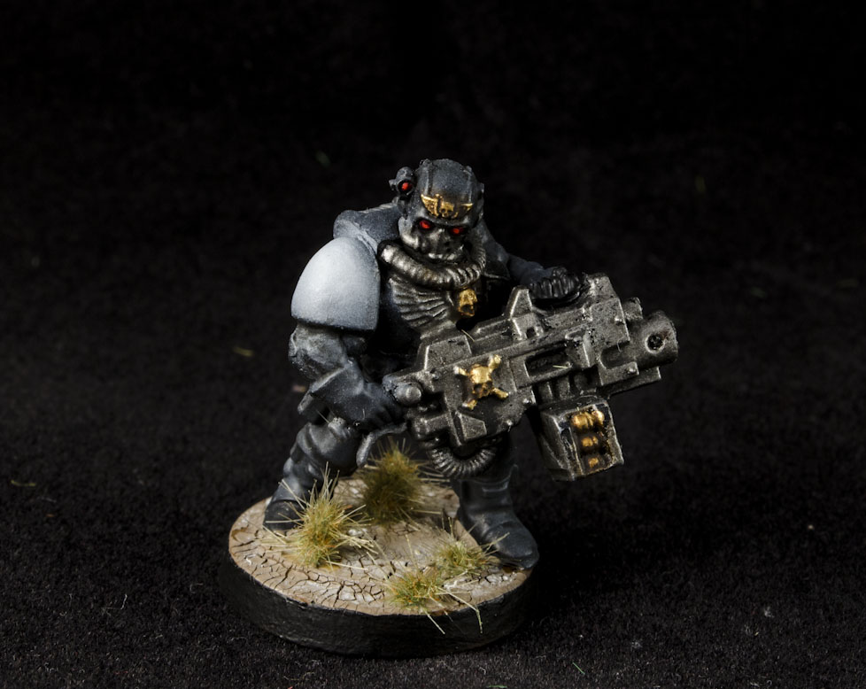 Maniexite: Space Marine Scout with Heavy Bolter