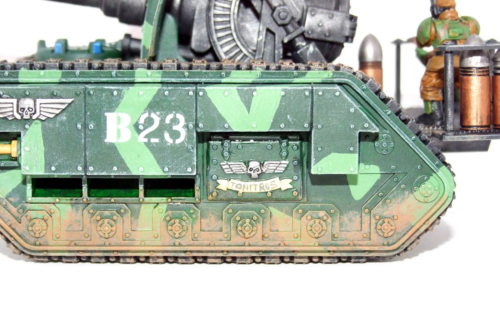 "Tonitrus" (Thunder) B23 - Basilisk - Finished - Cadian 127th Regiment