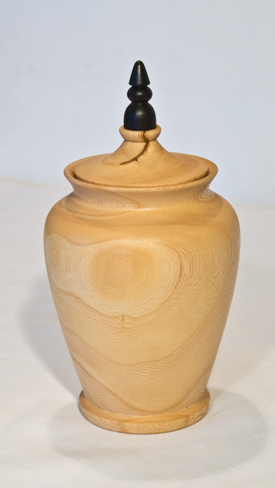 Yonatan Court Woodworking נגריית יהונתן קורט: Woodturnings חריטה בעץ
