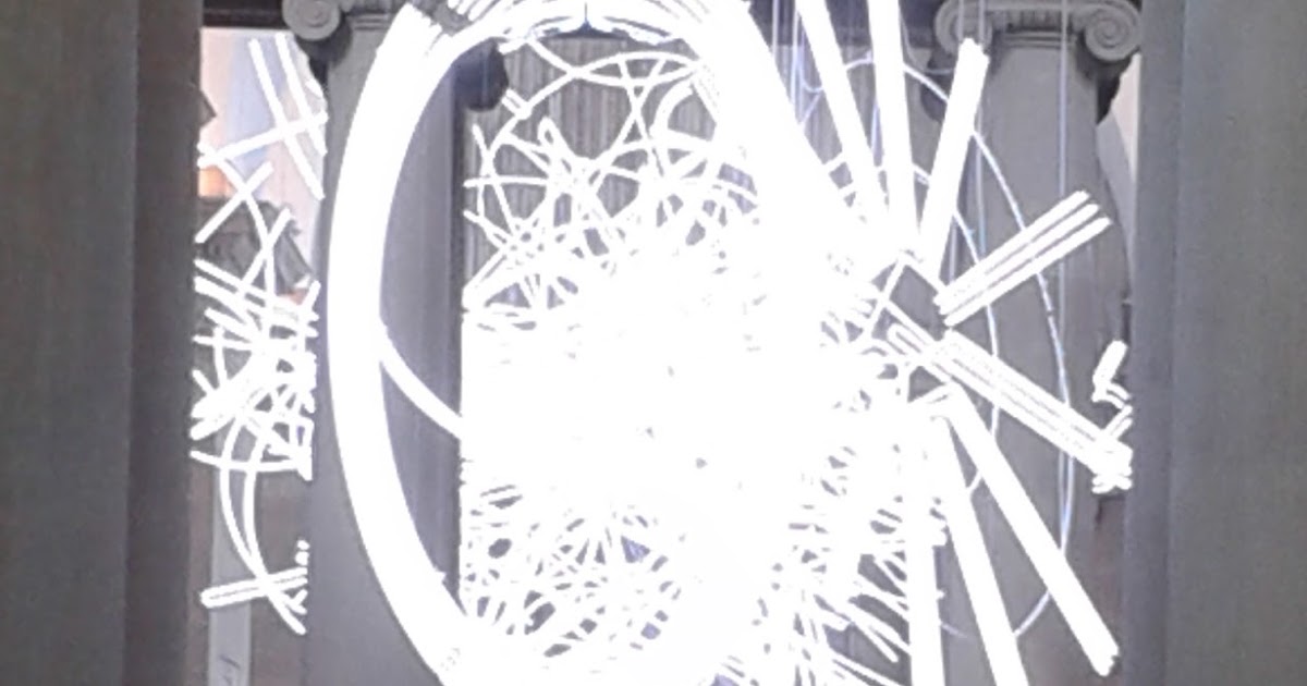 Artistic Threads: Threads of Light