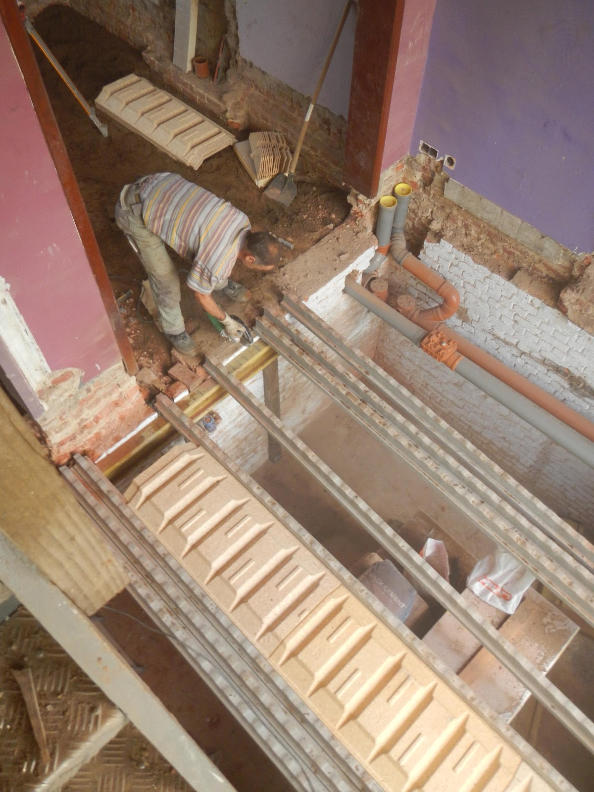 Peter en Sil verbouwen: Riolering + voorbereiding betonplaat