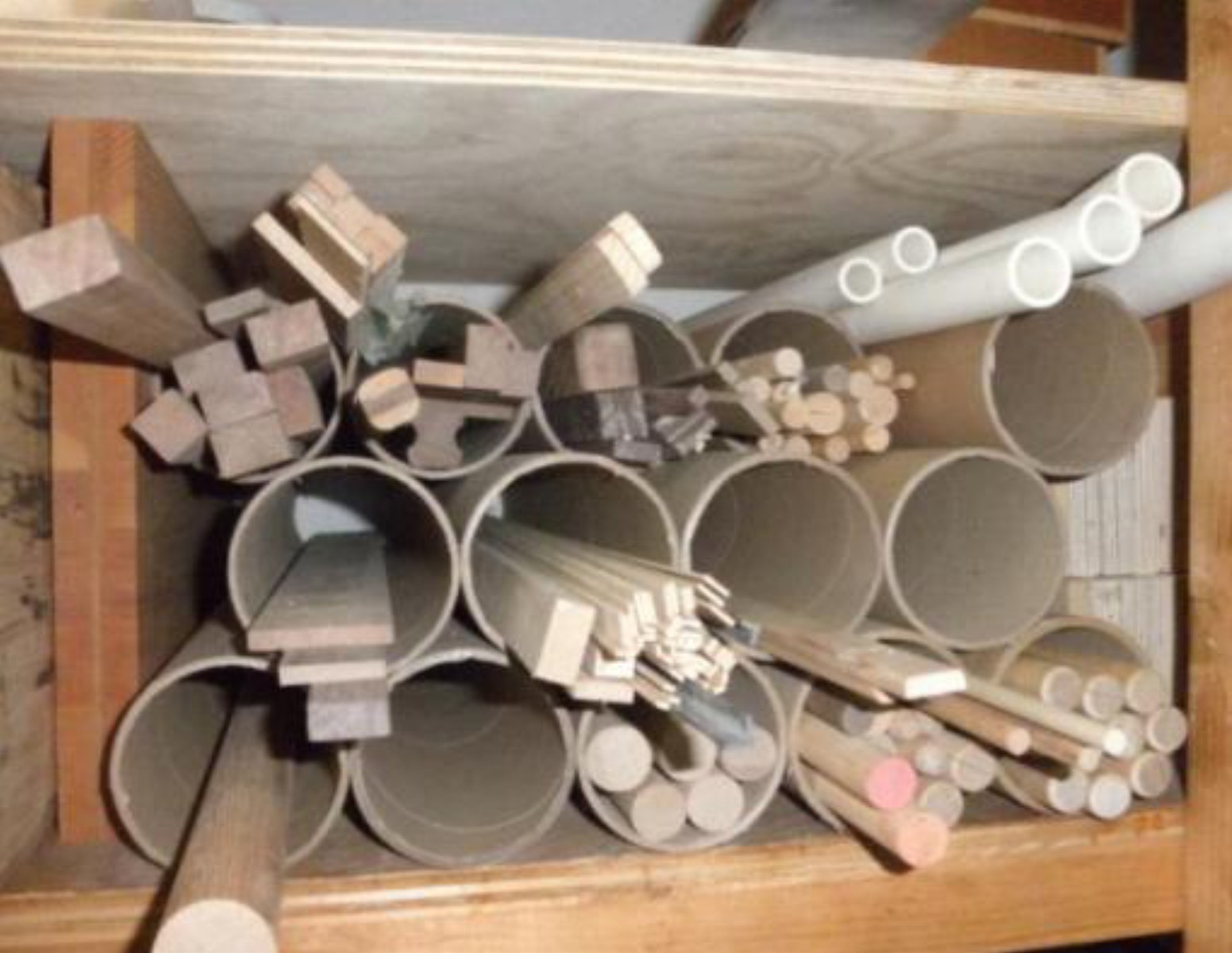 Orbital Easel and Grip All Jaws: Dowel and Rod Stock Storage