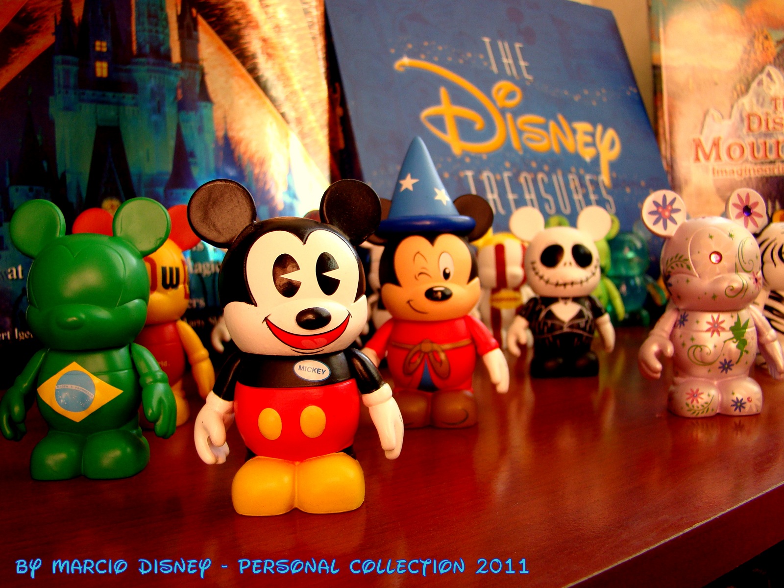 The Disney Vinylmation Blog: My Personal Vinylmation Collection