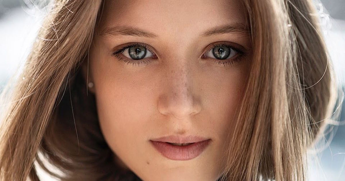 daily timewaster: Very subtle nose freckles are good.