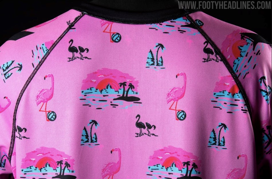 'Fully Reversible' Forward Madison 2021 Alternate Kit Released - Footy ...