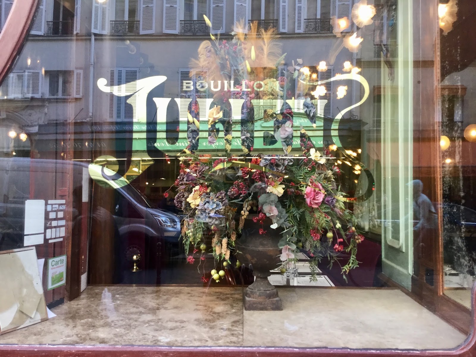 paris breakfasts: Bouillon Julien