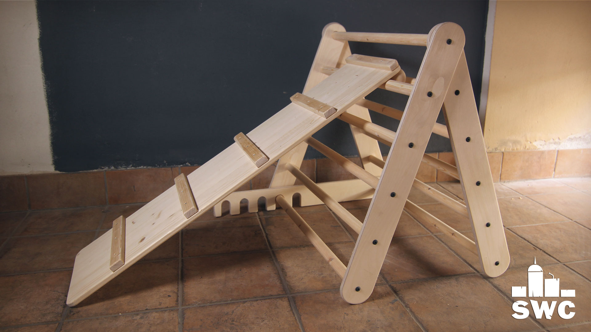 scrap wood city: How to make a DIY Pikler climbing triangle