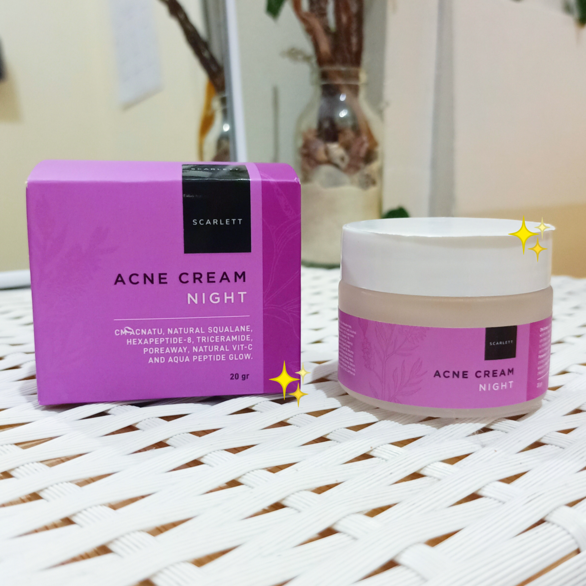 Review Cream Wajah Scarlett Whitening (Day & Night Cream) - Fun Beauty ...