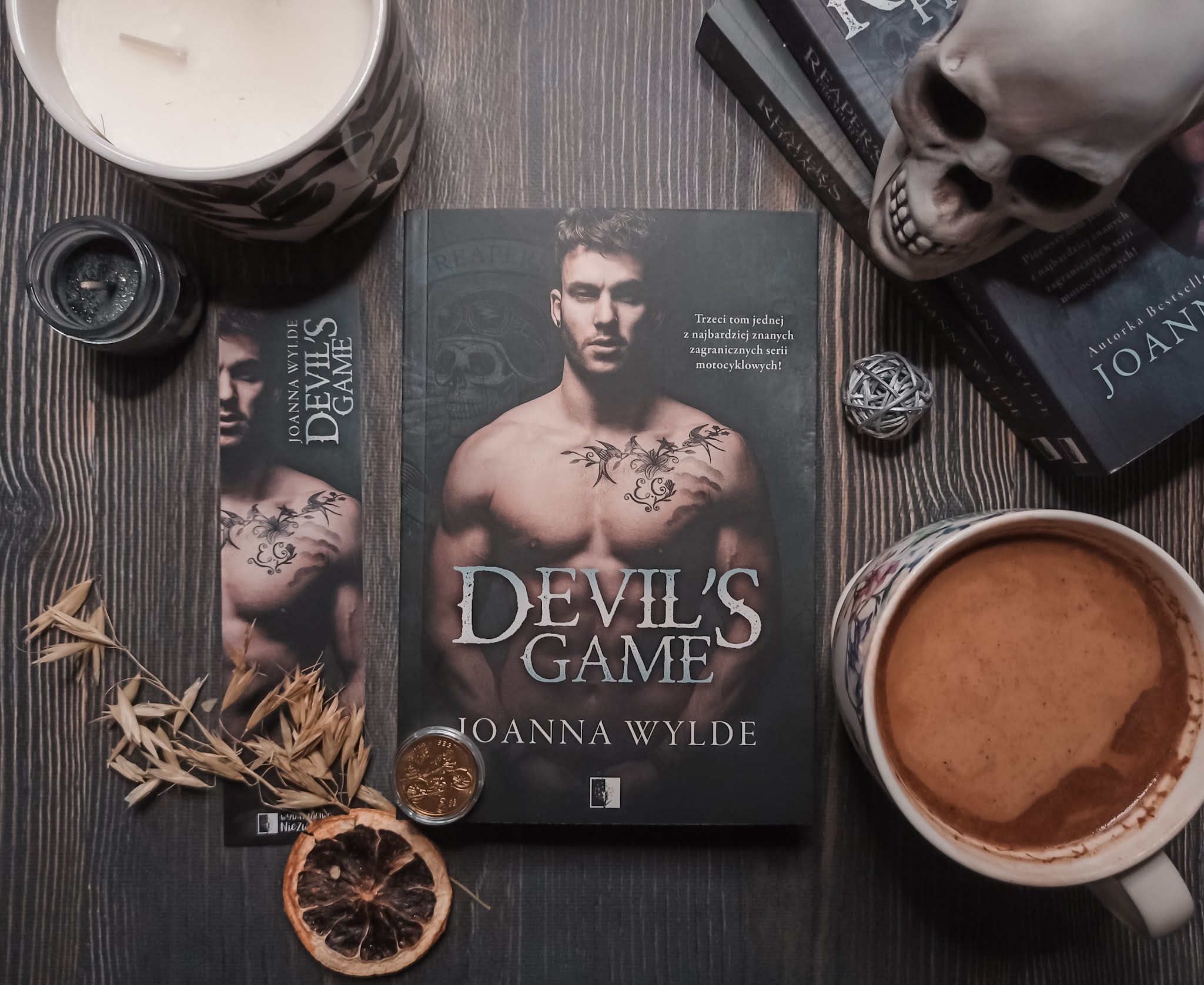 „Devil's Game” - Joanna Wylde | Po drugiej stronie okładki