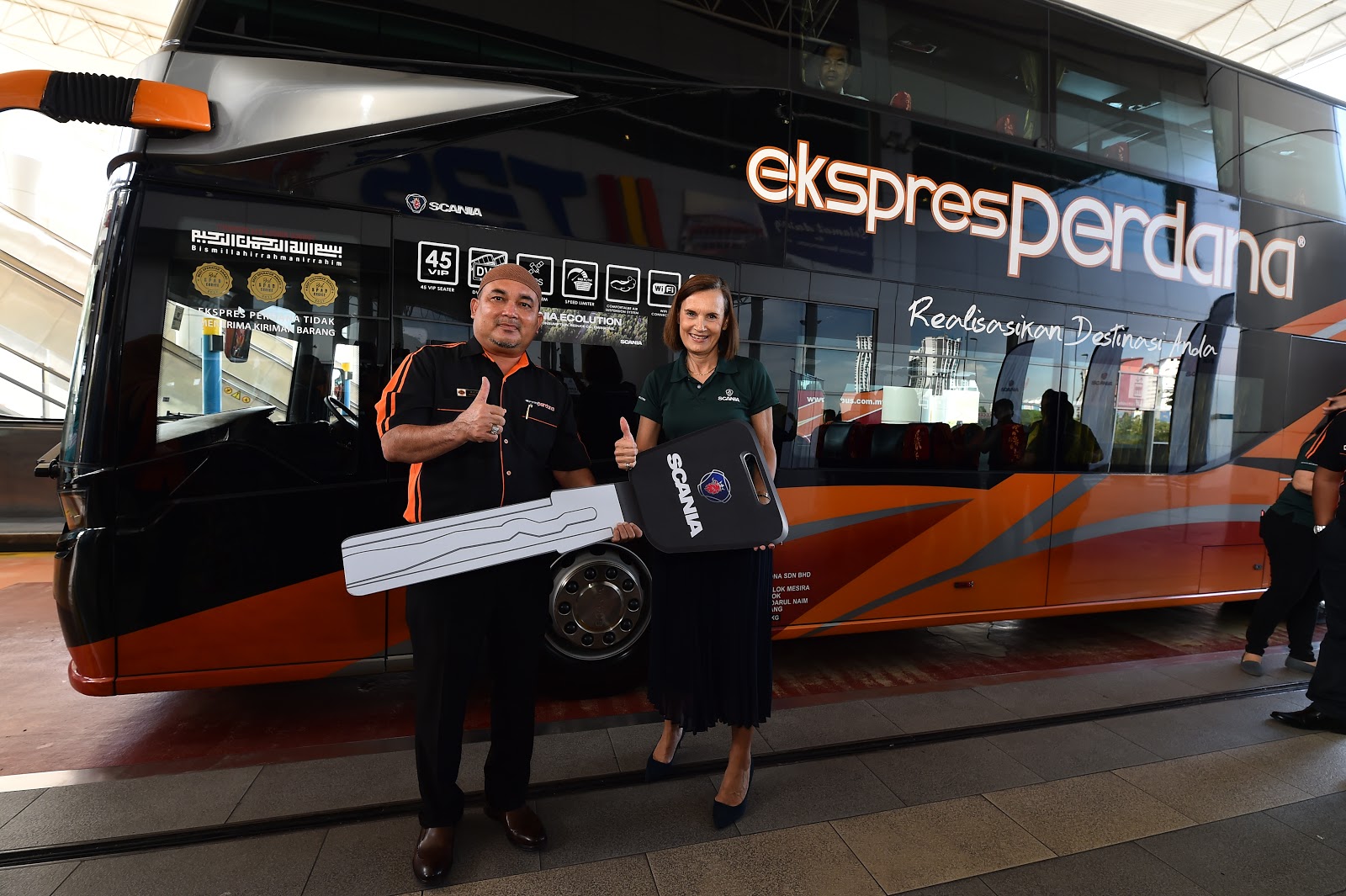 Motoring-Malaysia: Buses: Perdana Express Buys 31 New Scania K410 Buses ...