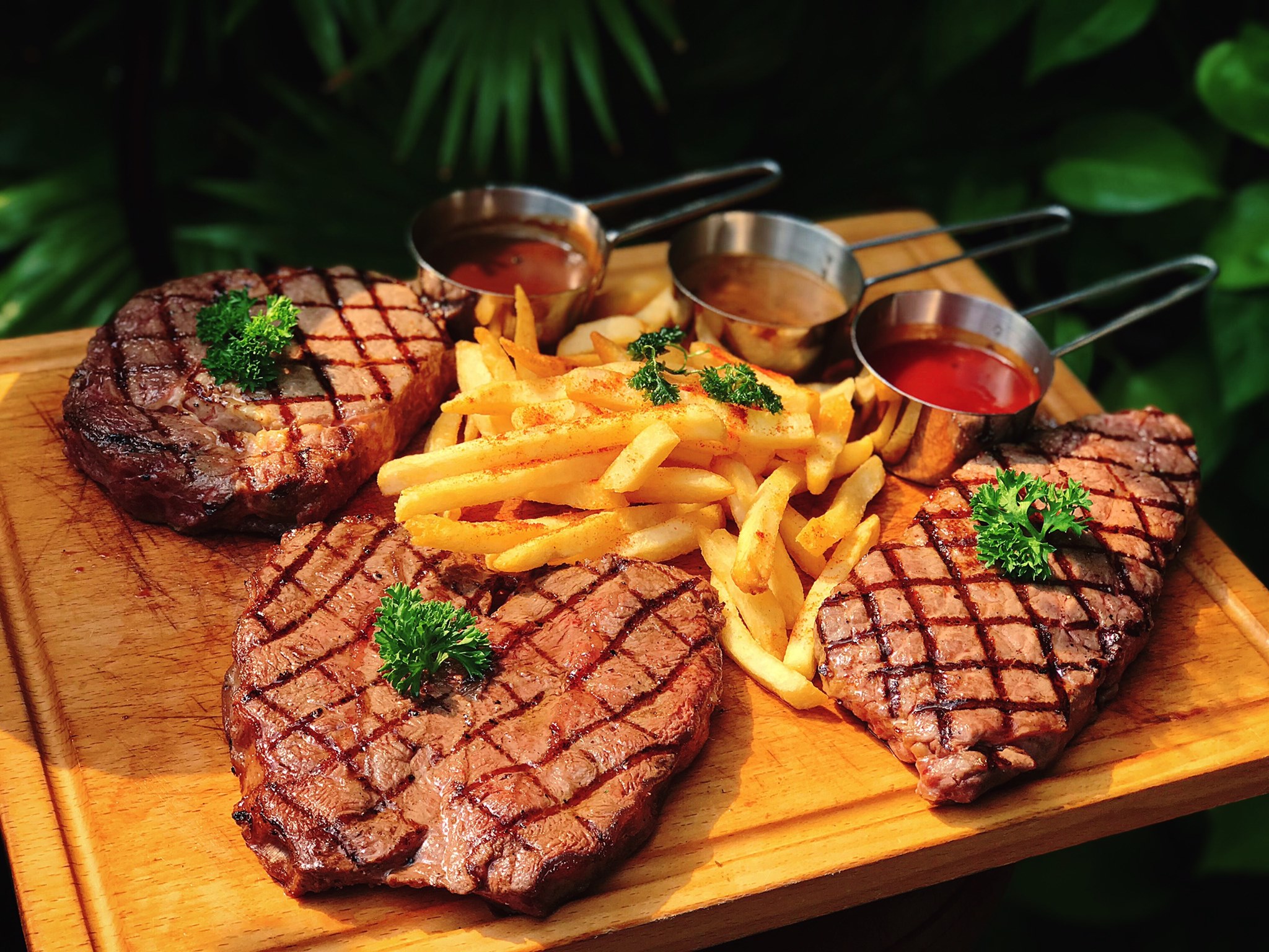 Topping beef - Quán steak ngon TPHCM "yêu nhau từ lần thử đầu tiên"