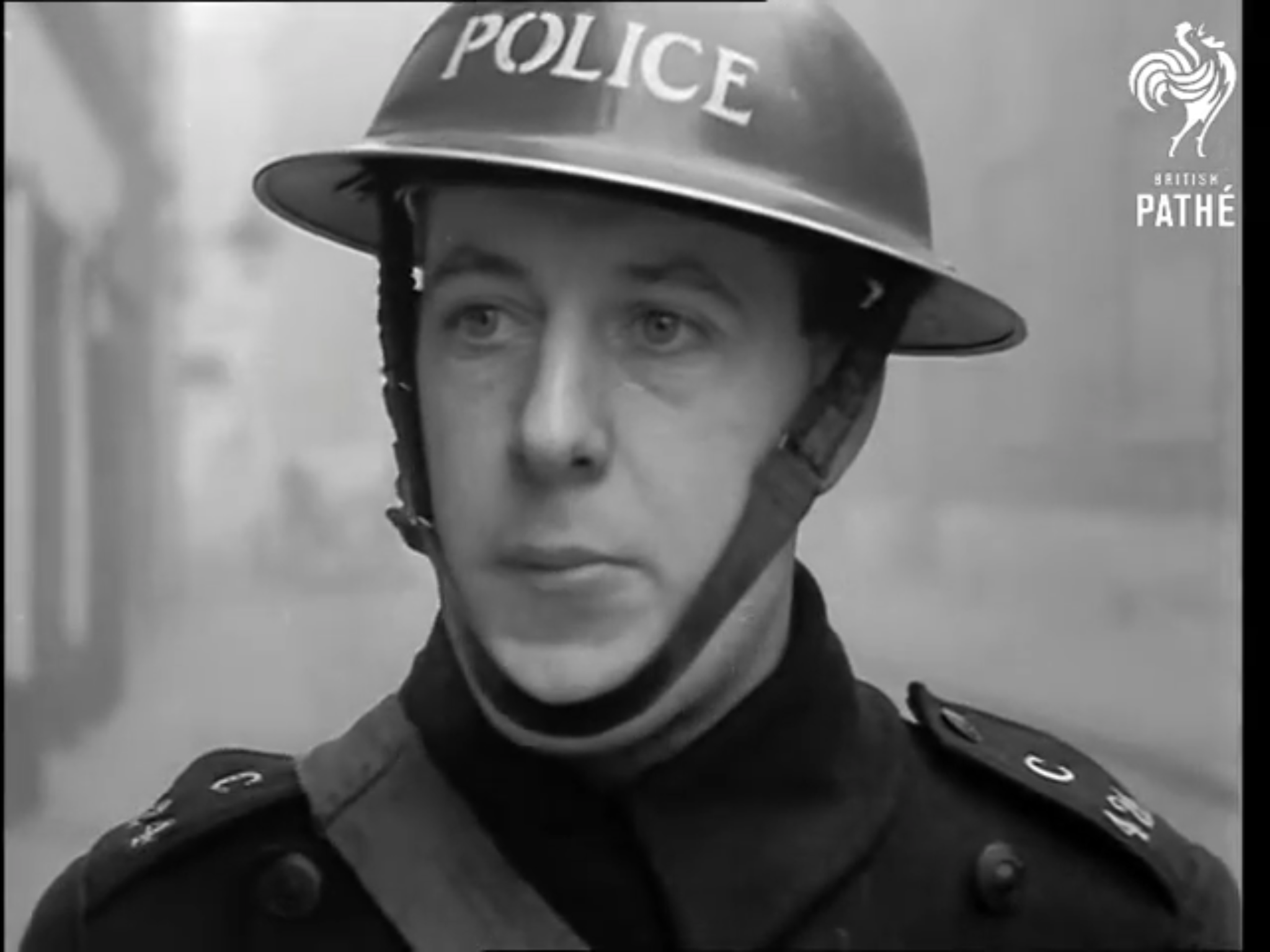 Avon & Somerset Constabulary: British Police WW2 Steel Helmet