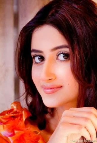 Sajal Ali HD Wallpapers-Show Biz Pakistan