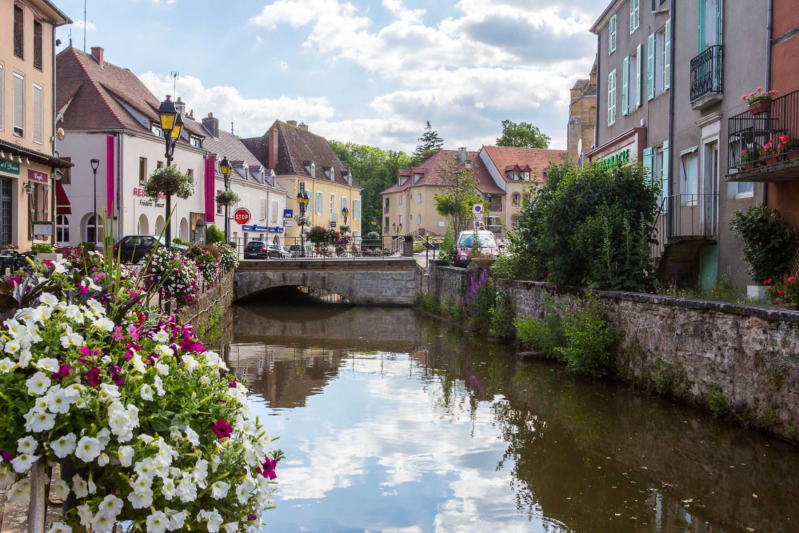 Découvrir la France en photos: 8 - CHAROLLES. (Saône-et-Loire-71)