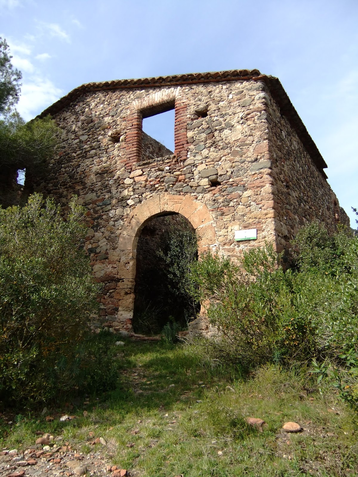 Amagatalls de Sant Llorenç del Munt i l'Obac: TROBAT EL FORN D'OBRA DE ...