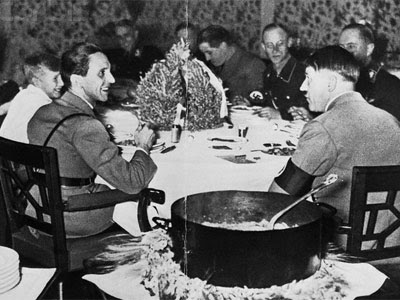 Testimonio de la catadora de comida de Hiler | EL CAJÓN DE GRISOM