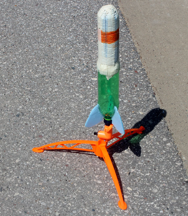 Scienceguyorg Ramblings: Testing New Water Rocket System