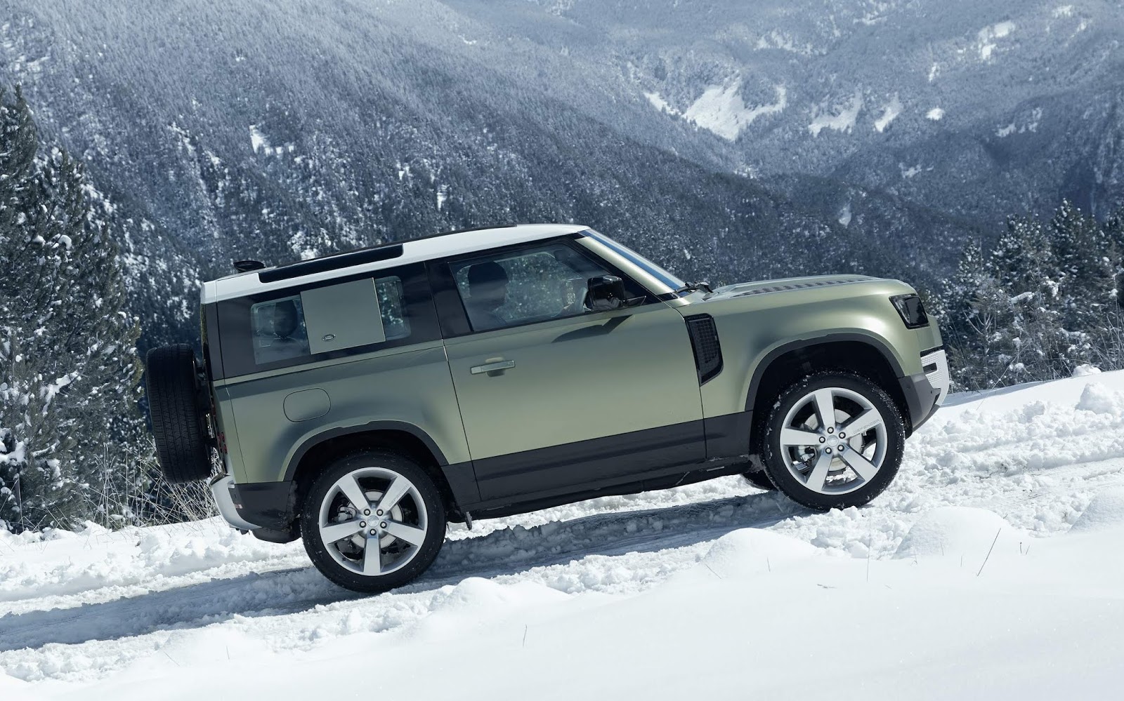 Novo Land Rover Defender chega ao Brasil em 2020: fotos e ...