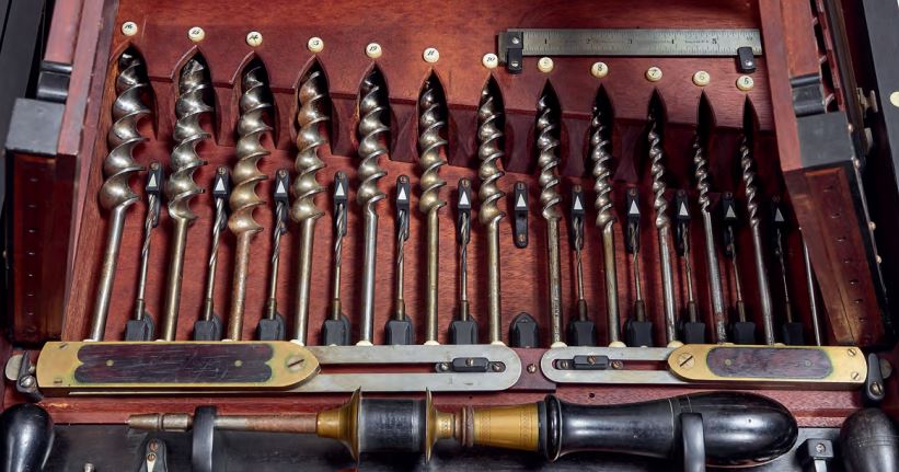 Just A Car Guy: update on the Studley tool chest, I found some better ...