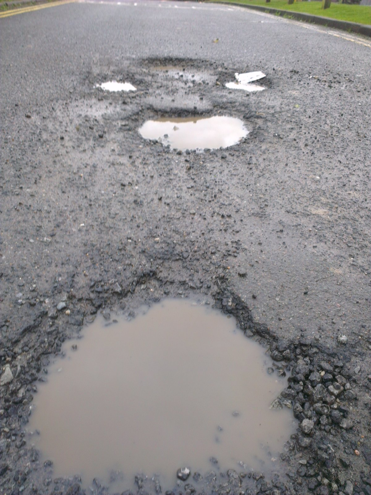 Guidance for the Selection of Pothole Repair Options