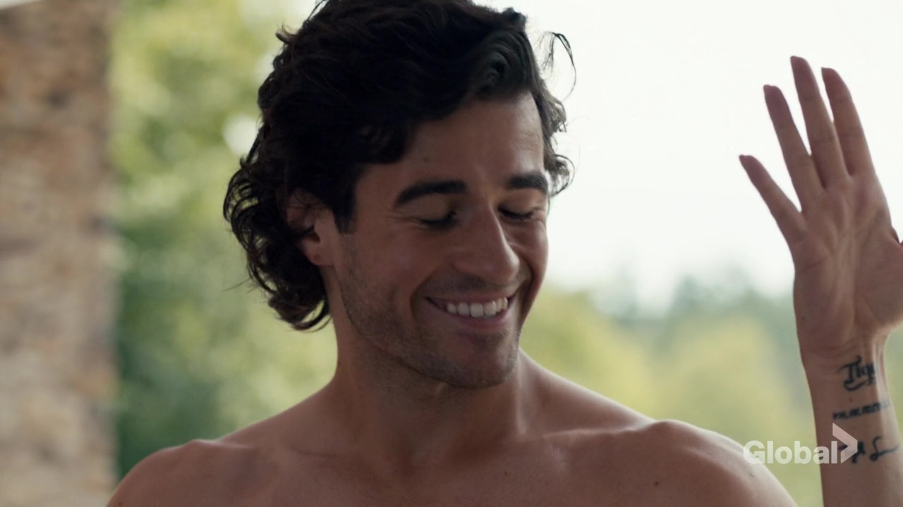 ausCAPS: Morgan Lever shirtless in Private Eyes 3-10 "Tex Therapy"