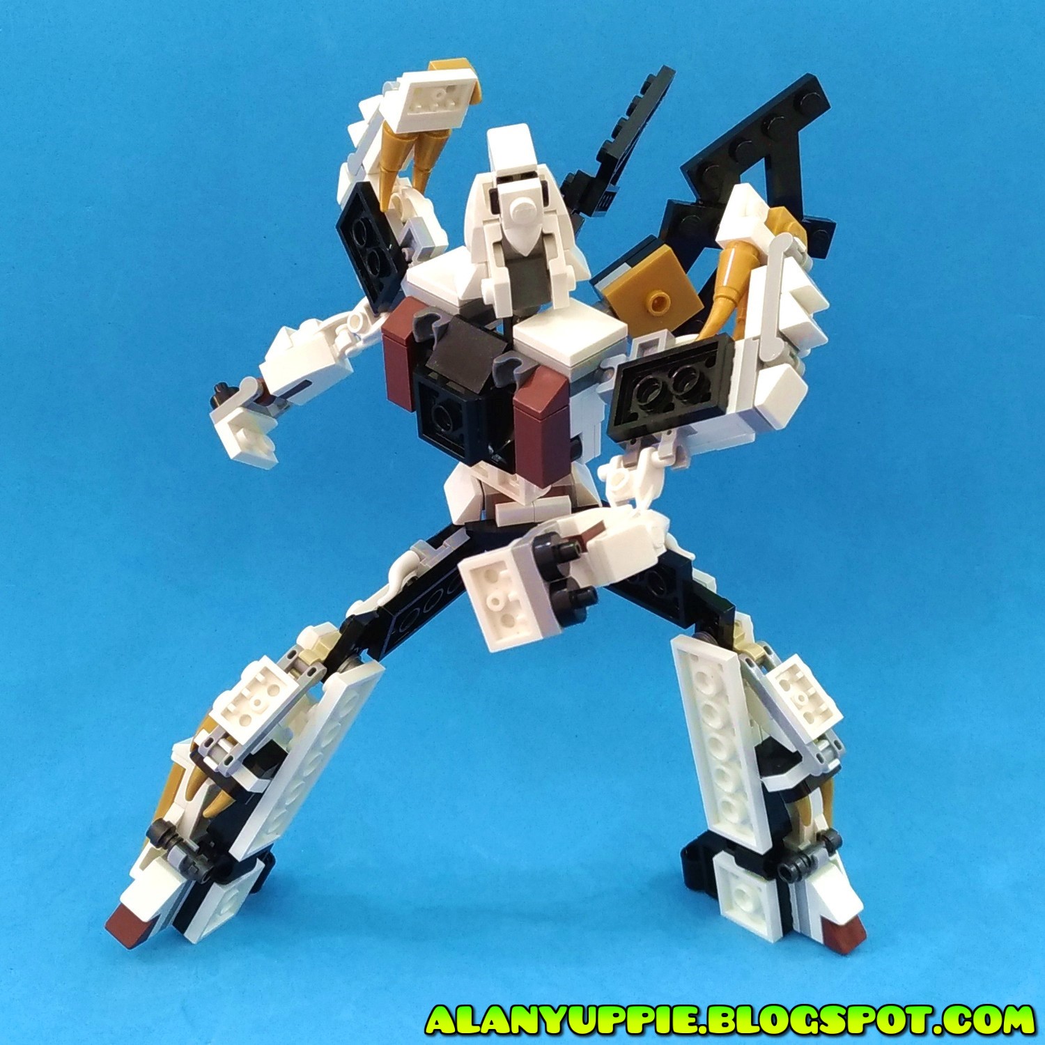 Alanyuppie's LEGO Transformers: Video Tutorial: Transformer White Lion ...