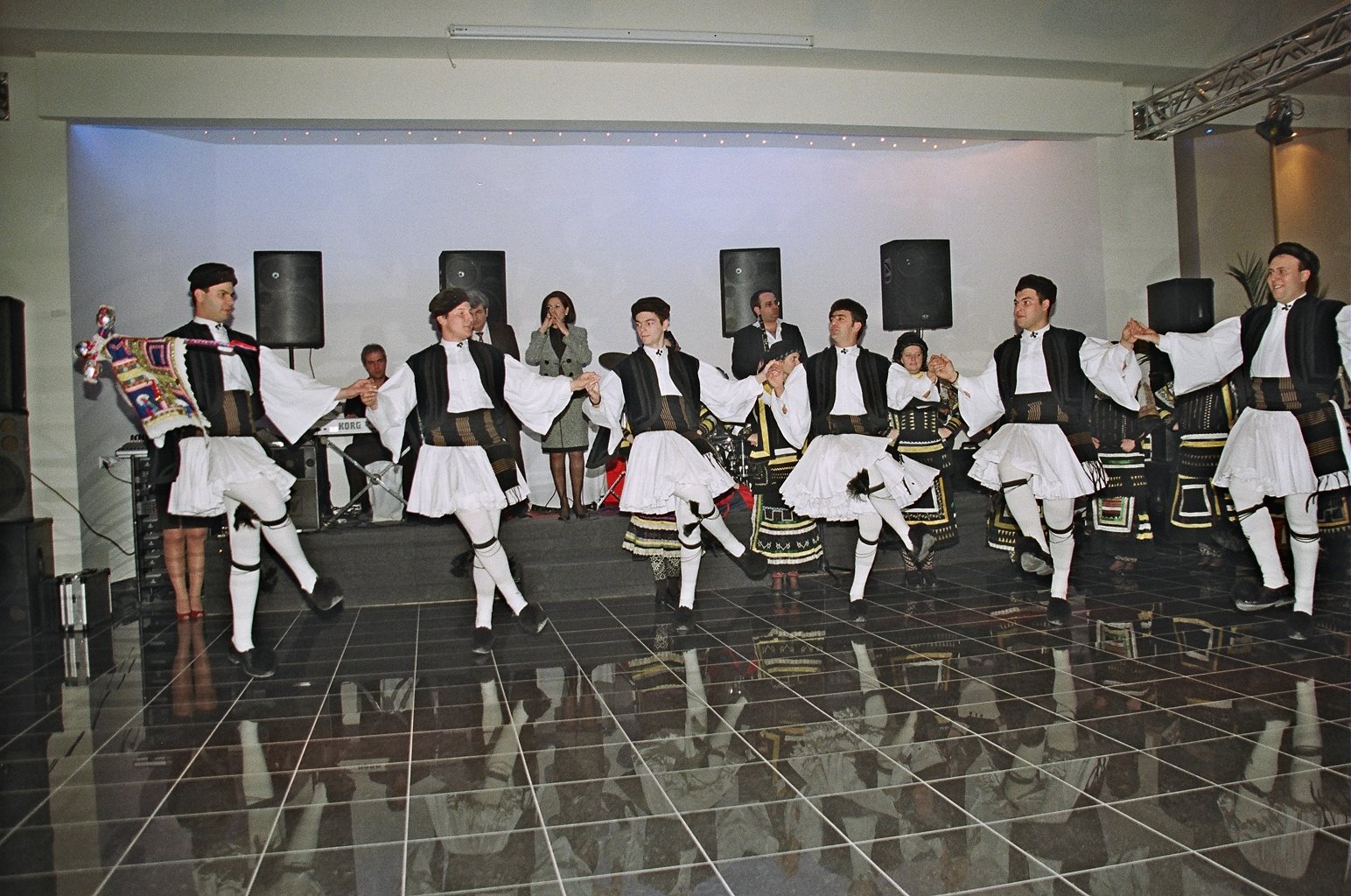 ΠΟΡΤΡΑΙΤΑ ΣΑΡΑΚΑΤΣΑΝΑΙΩΝ