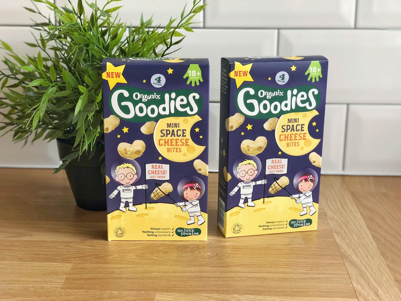 Chic Geek Diary: Organix Goodies Mini Space Cheese Bites - Review ...