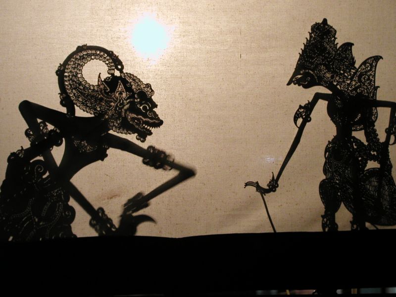 Bur-Leburen: Wayang Kulit