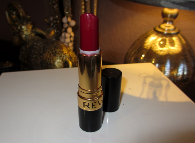 Life Style I Make Up: REVLON RASPBERRY BITE LIPSTICK