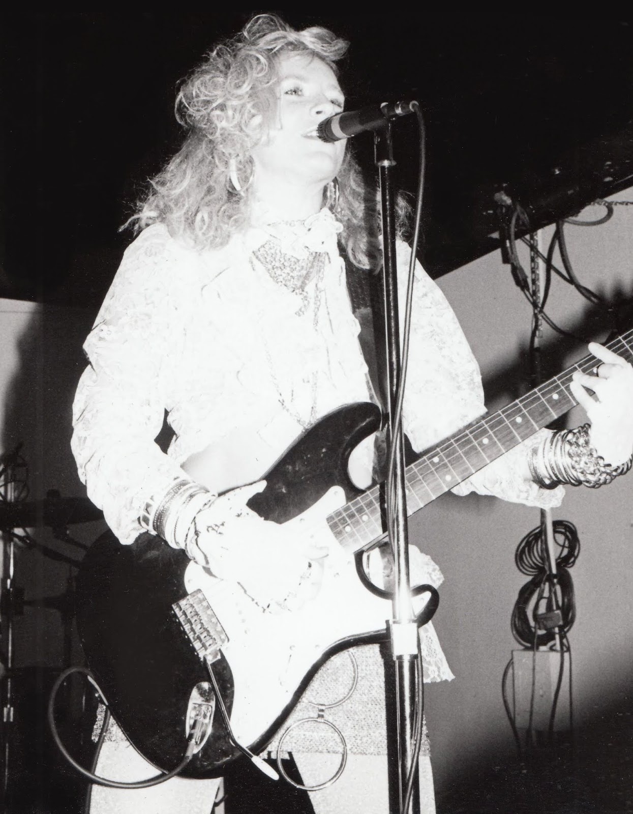 Forestdweller: Paula Pierce