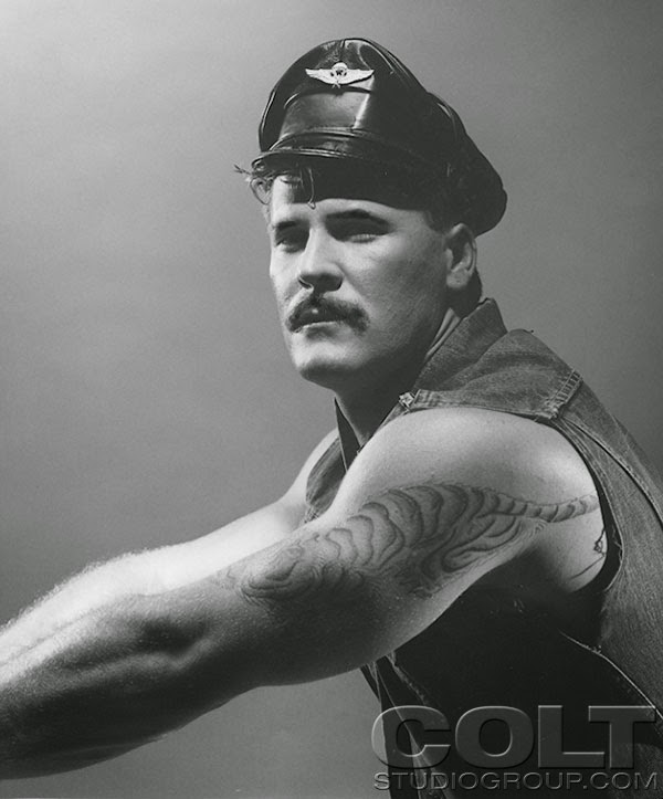 Brutos-Eros: Ryan Hayward