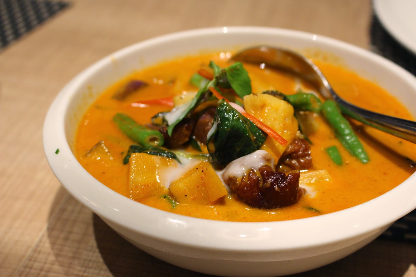 Para Thai @ One KM Mall | JACQSOWHAT: Food. Travel. Lifestyle.