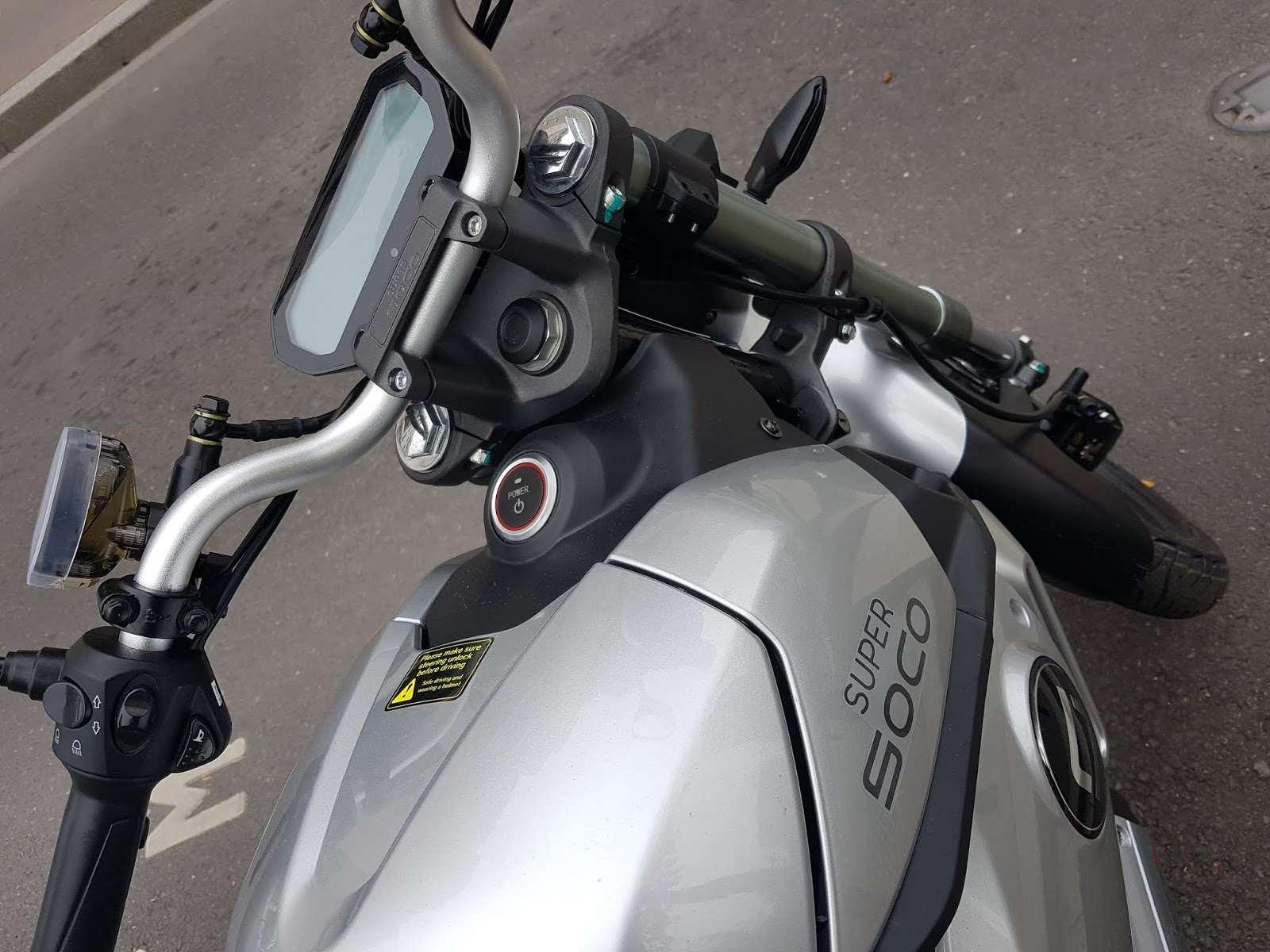 How to fix rigid and heavy Custom Motorcycle steering - Custom ...