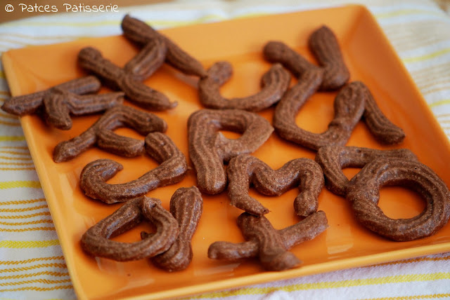 Russisch Brot selbermachen [Schokoladige Buchstabenkekse]