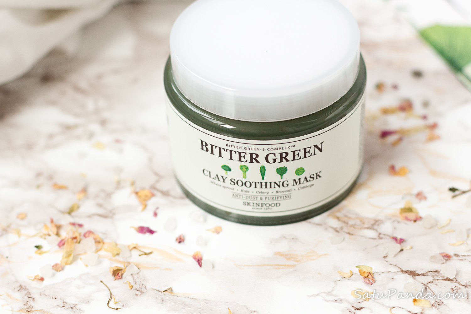 Skinfood Bitter Green Clay Soothing Mask - маска для лица с экстрактом ...