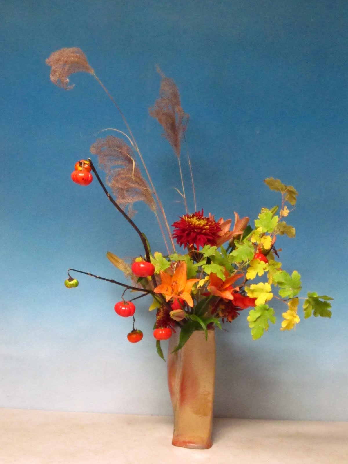 Ikebana in Desert: Mazezashi in nageire style