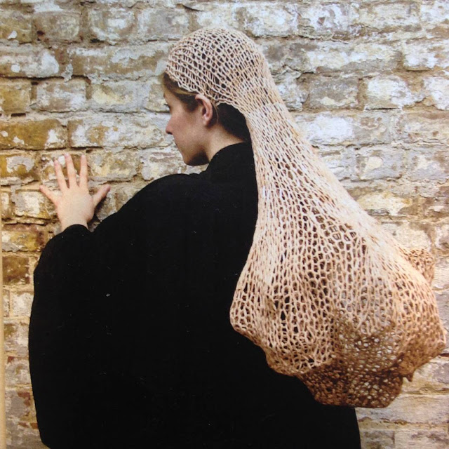 Contemporary Basketry: Esna Su/On the Body