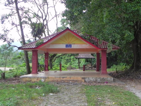 sensasitv : JELI KELANTAN - Misteri wakaf di gunung Reng tempat taman ...