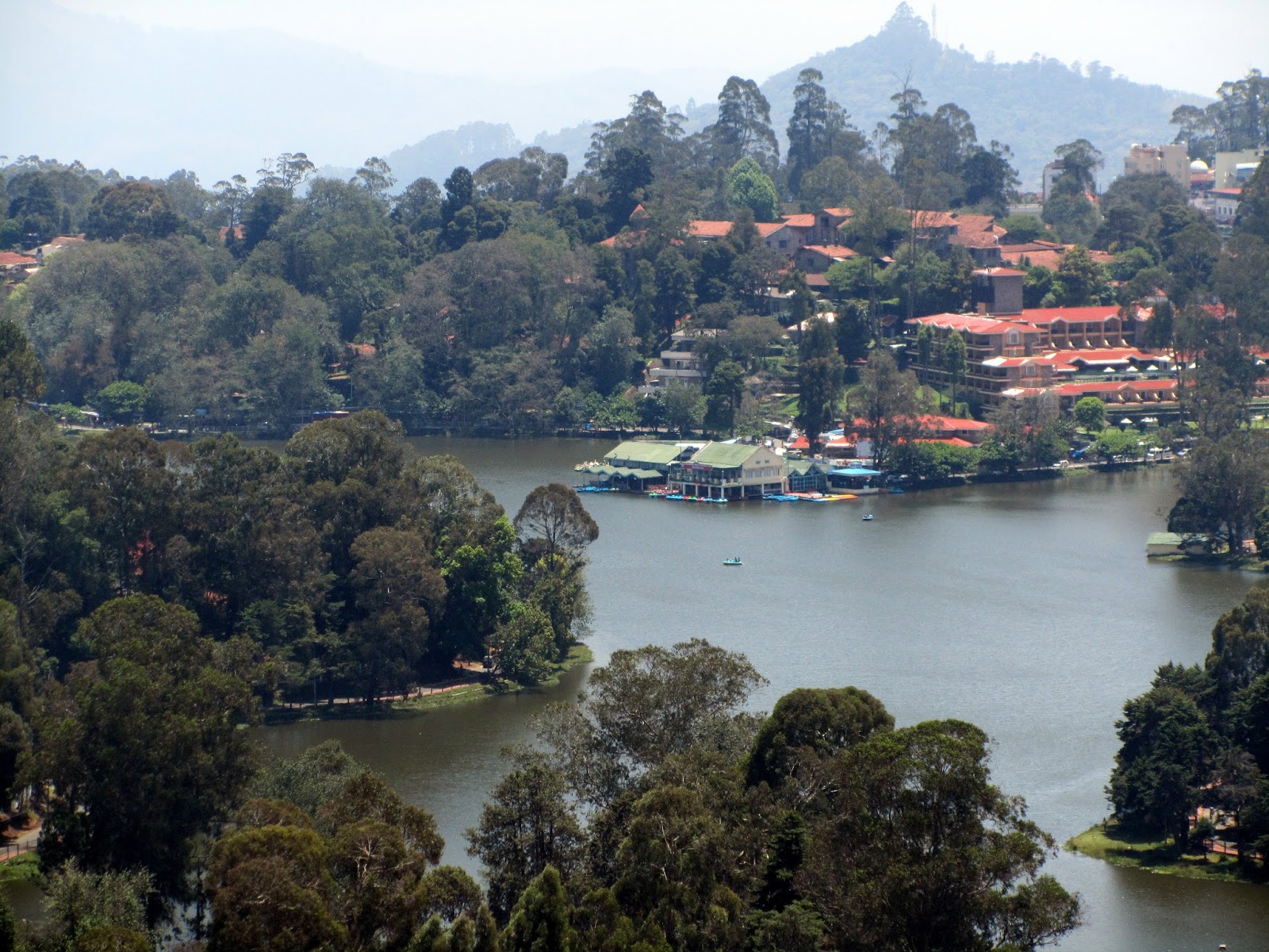 Tamilnadu Tourism: Upper Lake View Point, Kodaikanal
