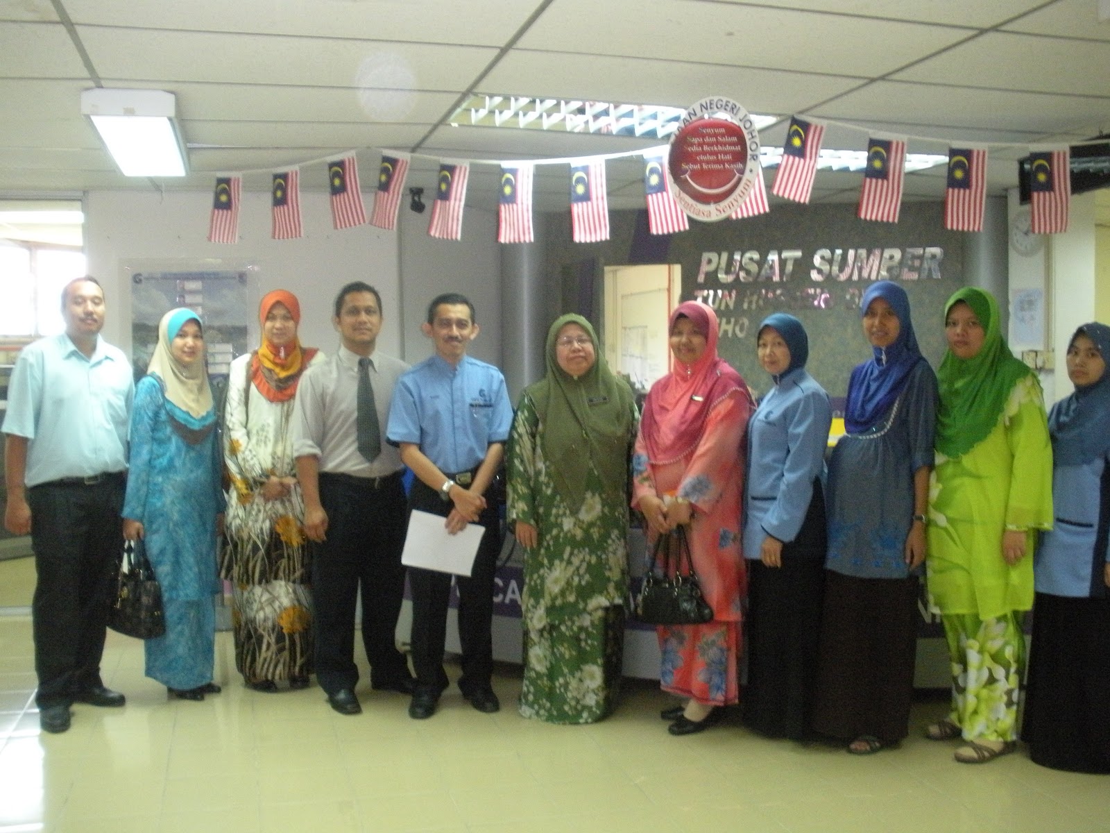 Perpustakaan IPG Kampus Raja Melewar: Lawatan Penanda Aras Ke IPG Tun ...