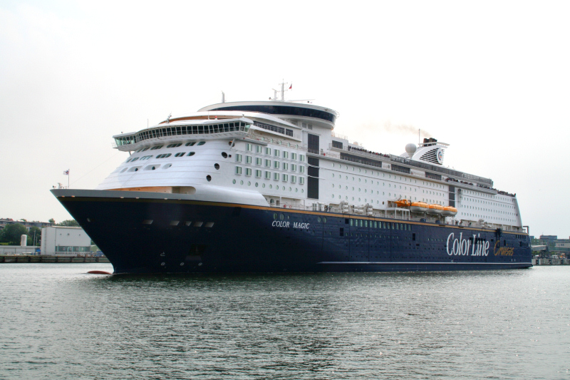 kships: Color Magic in Kiel, 22 May 2011