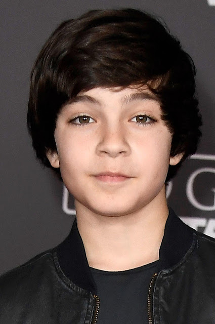 BoyRoyRose: BRYCE GHEISAR