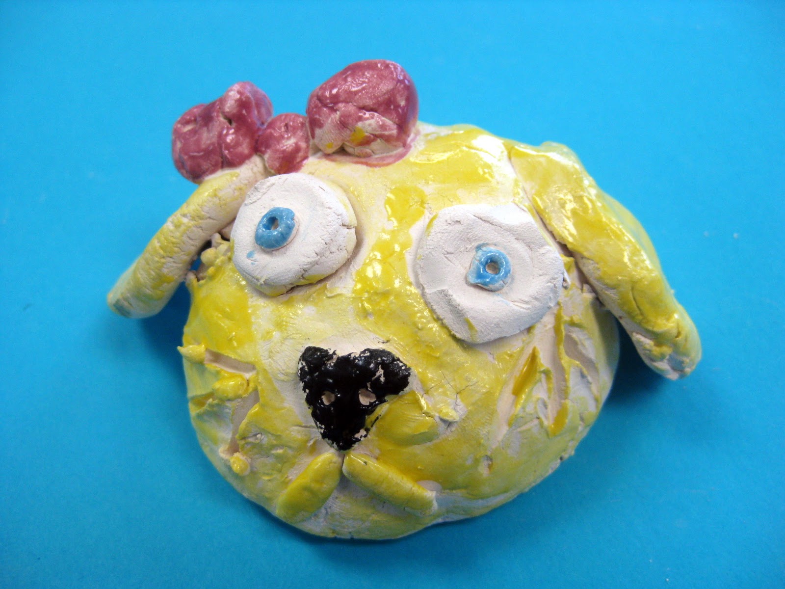 Cassie Stephens: In the Art Room: Pinch Pot Pets