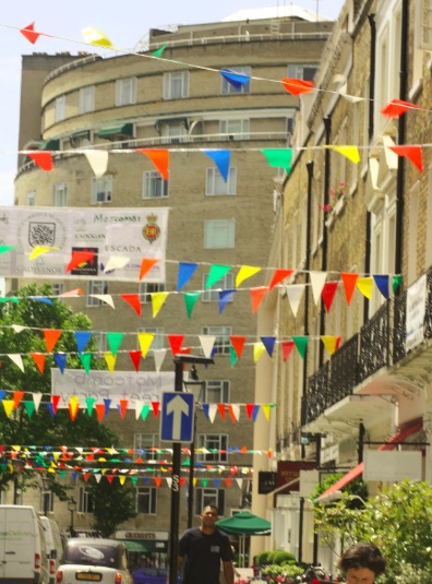 Sid Sees: Motcomb Street