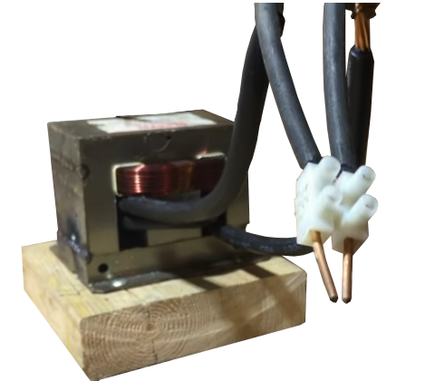Réutiliser un transfo de Micro-Onde pour faire de la soudure point-à-point (spot welder ...