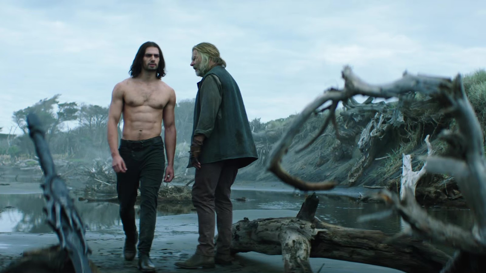 ausCAPS: Marcus Vanco shirtless in The Shannara Chronicles 2-04 "Dweller"