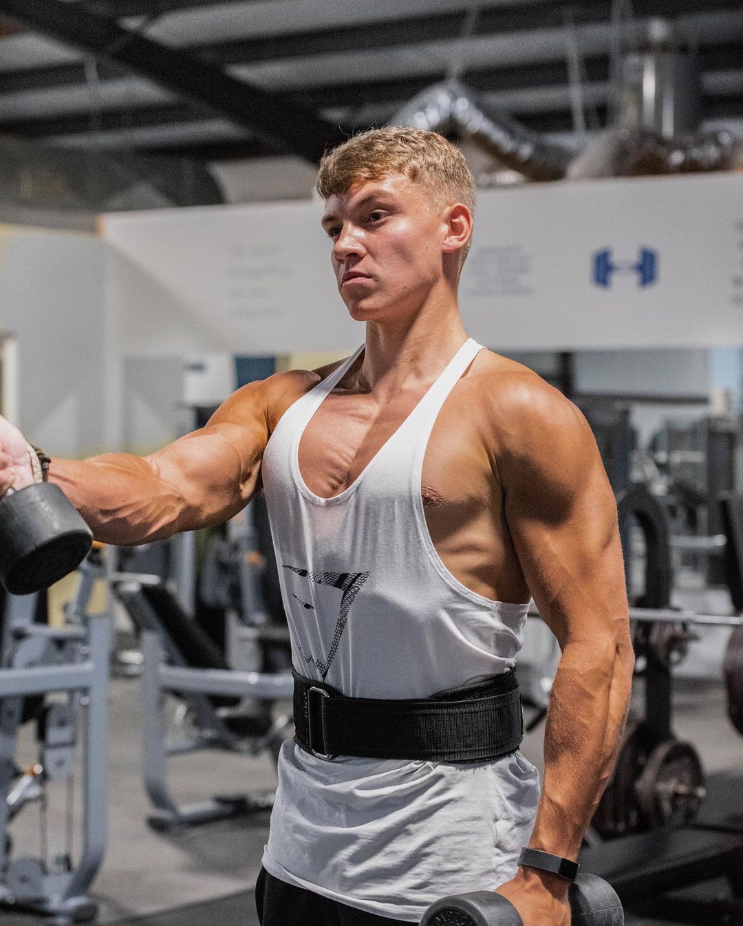 the beauty of male muscle: Marshall