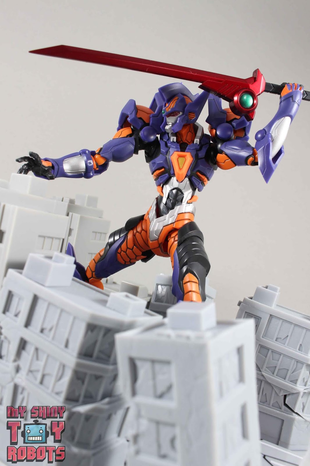My Shiny Toy Robots: Toybox REVIEW: Figma Gridknight