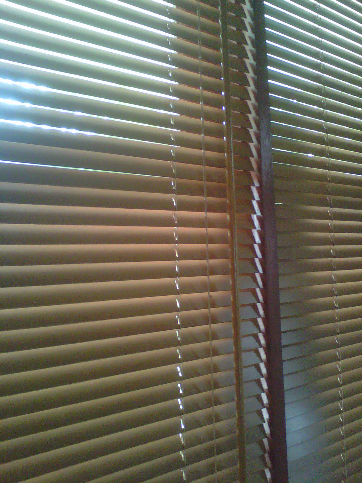 WODDEN BLINDS, KREY TIRAI KAYU INDOOR